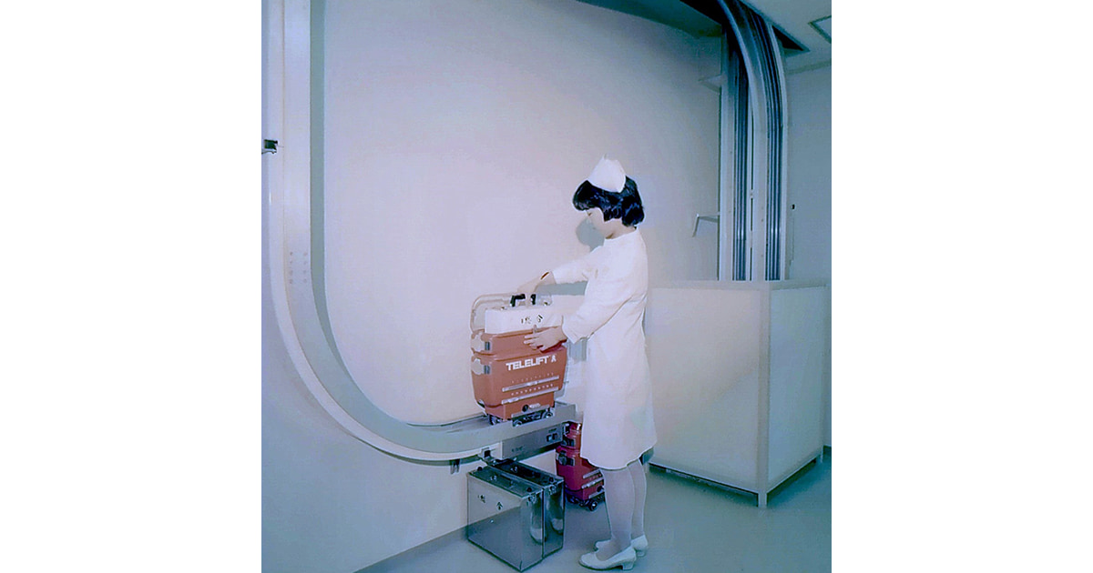 Telelift Monorail System Employed in Hospitals and Libraries | DAIFUKU ...